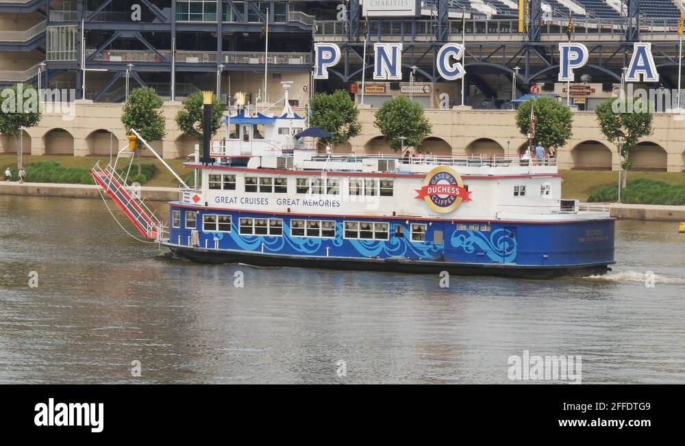 Clipper river boat Stock Videos & Footage - HD and 4K Video Clips - Alamy