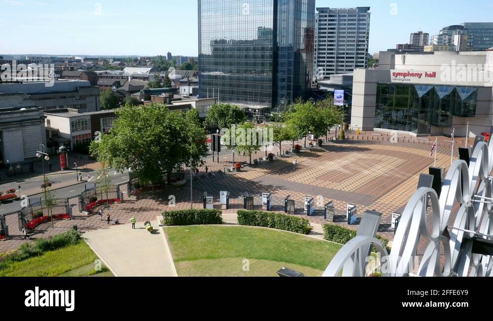 Centre city square Stock Videos & Footage - HD and 4K Video Clips - Alamy