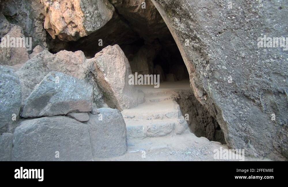 Deep door entrance Stock Videos & Footage - HD and 4K Video Clips - Alamy