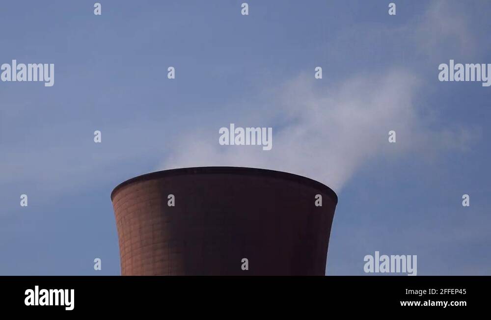 electricity generation coal power station cooling stacks towers Stock ...