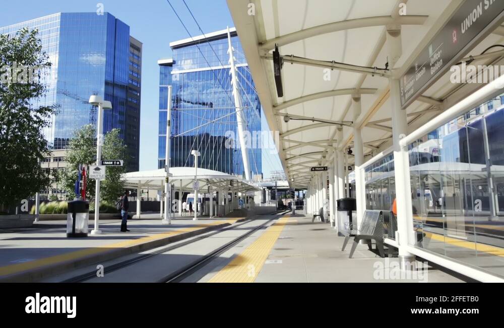 Lightrail Stock Videos & Footage - HD and 4K Video Clips - Alamy