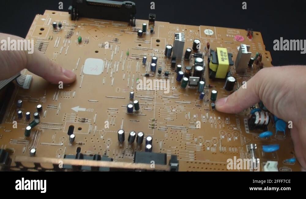 Broken dvd player Stock Videos & Footage - HD and 4K Video Clips - Alamy