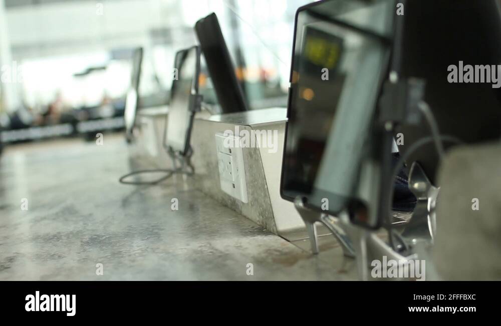 Internet cafe Stock Videos & Footage - HD and 4K Video Clips - Alamy