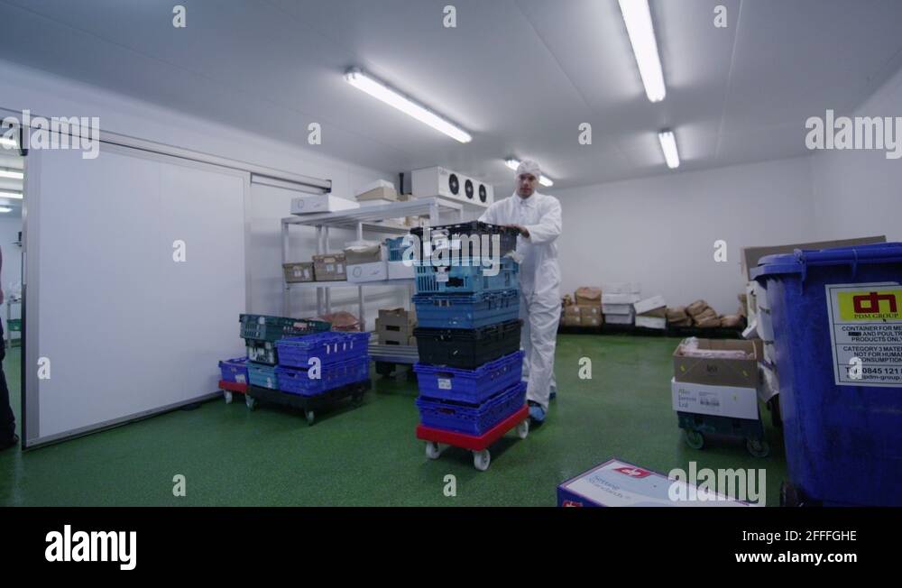 Packing crates boxes Stock Videos & Footage - HD and 4K Video Clips - Alamy