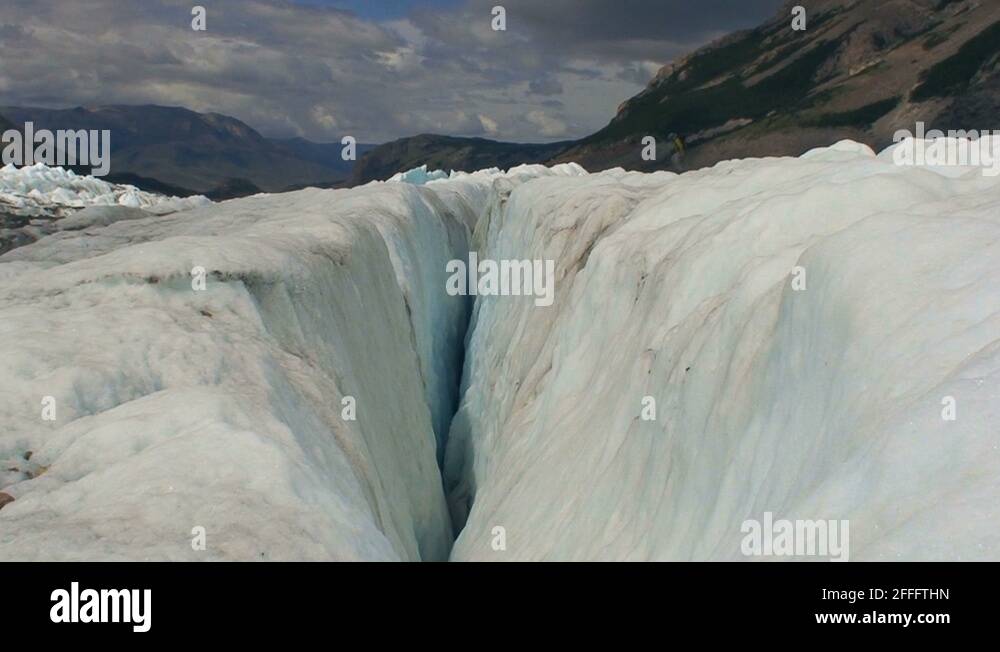 Glacier fissure Stock Videos & Footage - HD and 4K Video Clips - Alamy