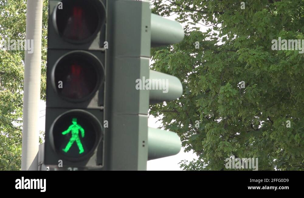 Pedestrian crossing road traffic light Stock Videos & Footage - HD and ...