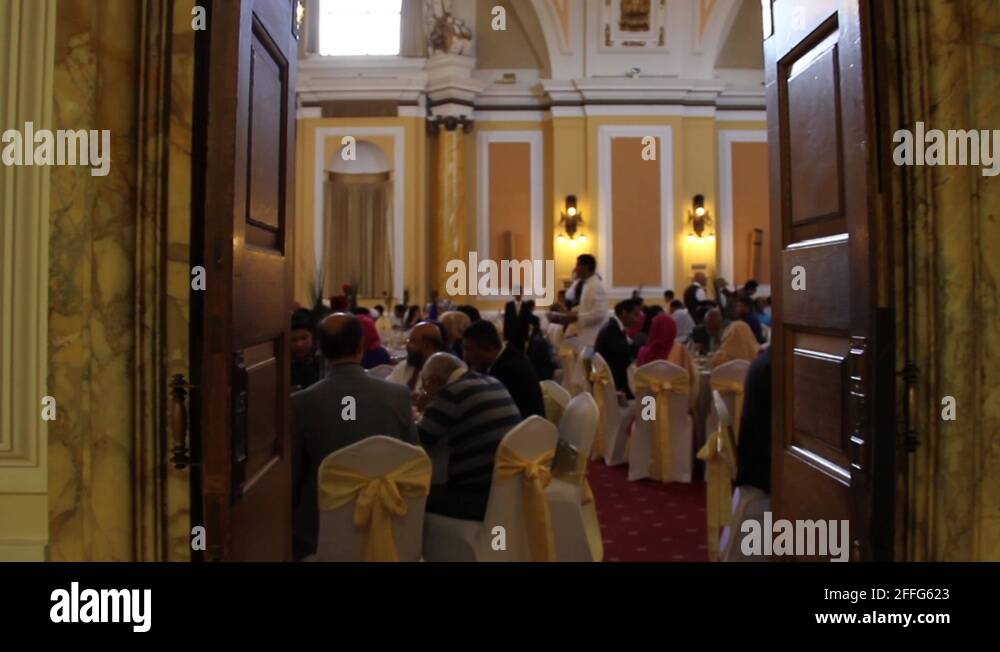 Posh people dinner Stock Videos & Footage - HD and 4K Video Clips - Alamy