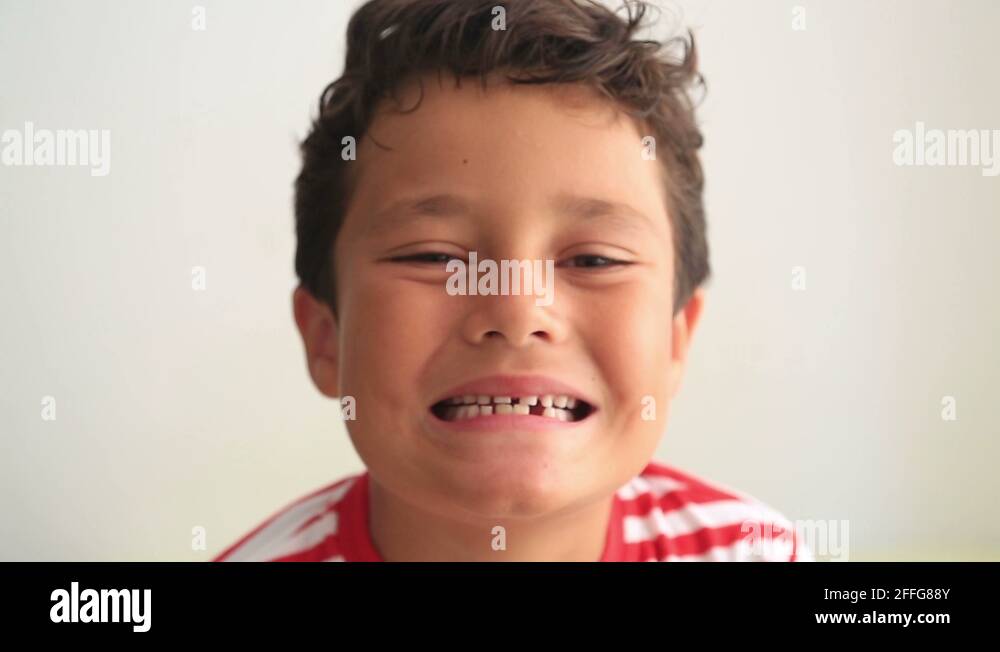 Child missing teeth Stock Videos & Footage - HD and 4K Video Clips - Alamy