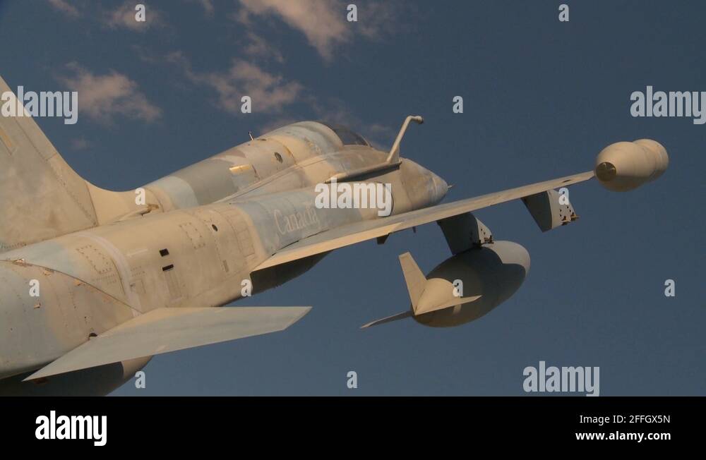 military, F5 freedom fighter jet Stock Video Footage - Alamy