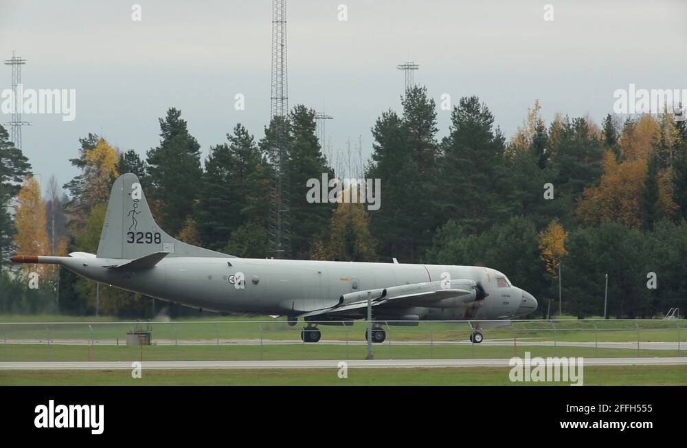 P 3 orion aircraft Stock Videos & Footage - HD and 4K Video Clips - Alamy