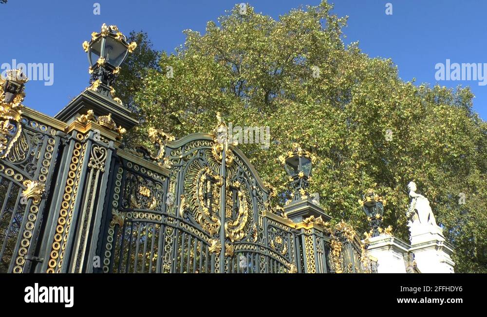 Green park london trees Stock Videos & Footage - HD and 4K Video Clips ...