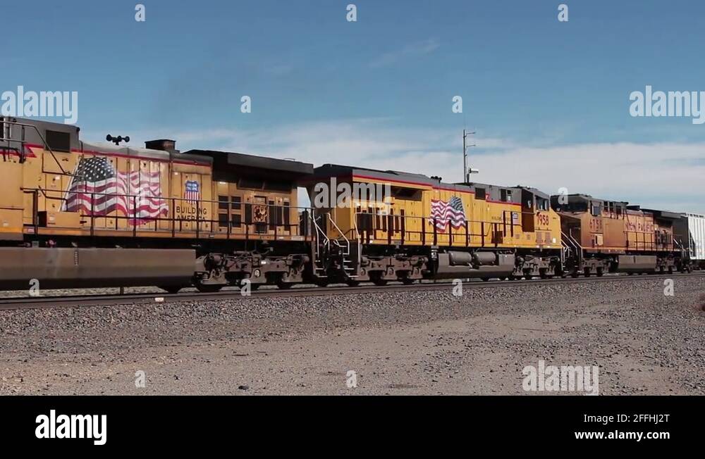 Diesel locomotives Stock Videos & Footage - HD and 4K Video Clips - Alamy