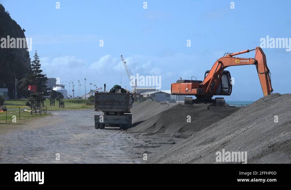 Digger excavators Stock Videos & Footage - HD and 4K Video Clips - Alamy
