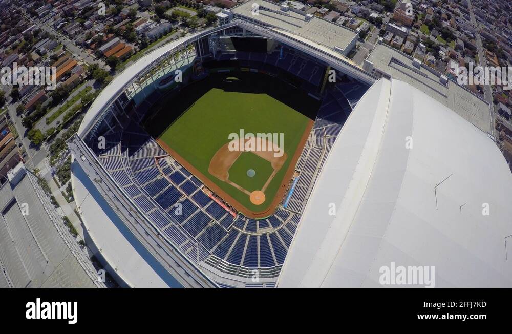 Open roof dome Stock Videos & Footage - HD and 4K Video Clips - Alamy