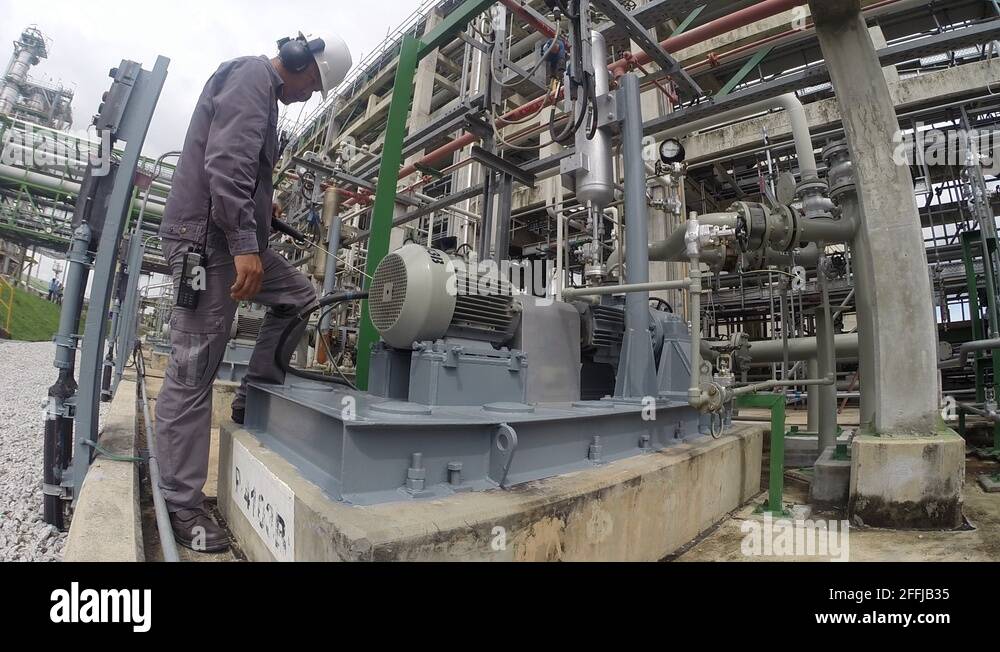 Sound of motor Stock Videos & Footage - HD and 4K Video Clips - Alamy