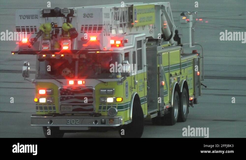 Airport fire engine Stock Videos & Footage - HD and 4K Video Clips - Alamy