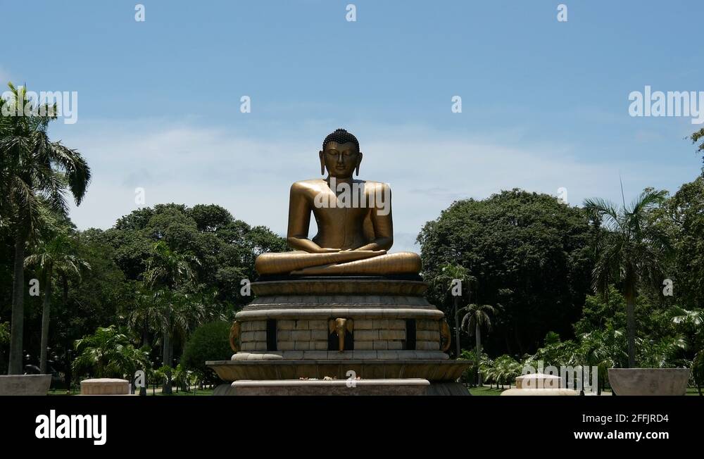 Viharamahadevi park Stock Videos & Footage - HD and 4K Video Clips - Alamy