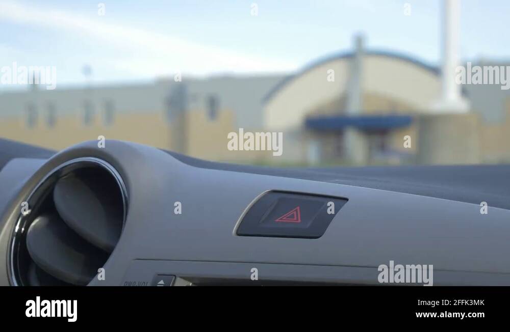 Directional signals Stock Videos & Footage - HD and 4K Video Clips - Alamy