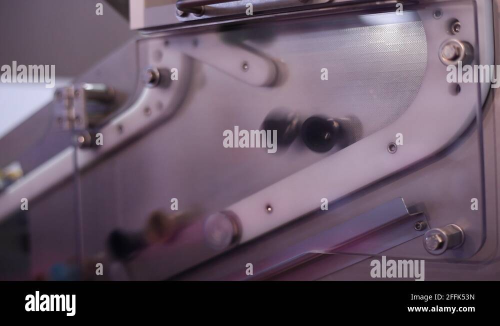 Pod machine Stock Videos & Footage - HD and 4K Video Clips - Alamy