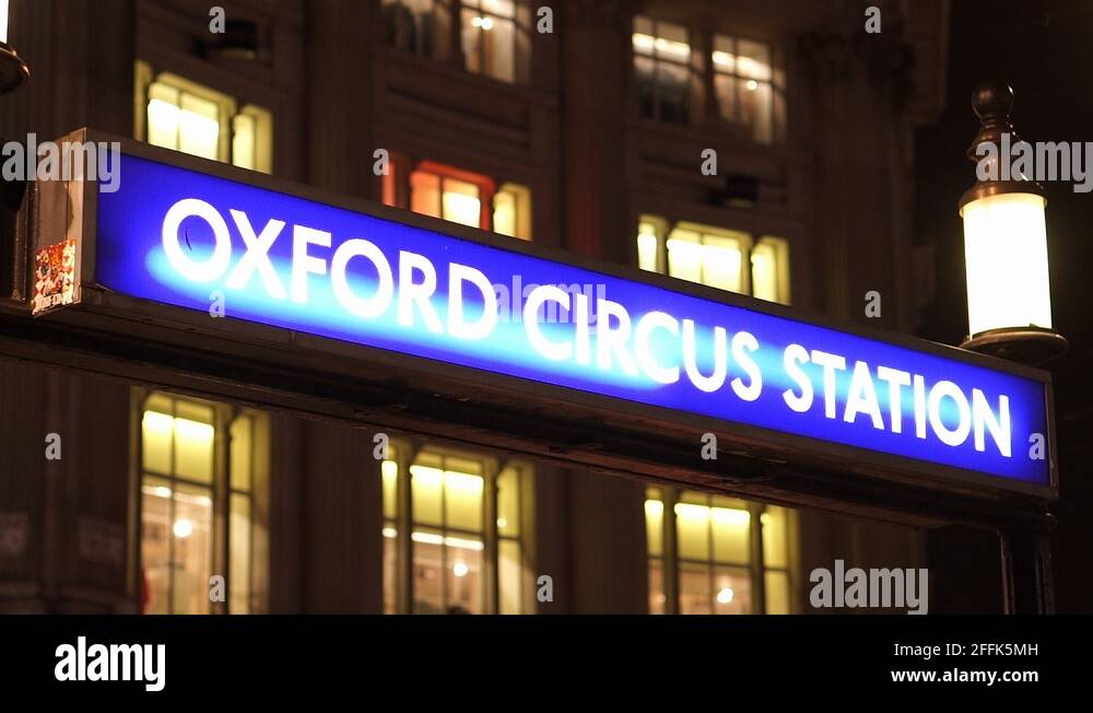 Visit oxford sign Stock Videos & Footage - HD and 4K Video Clips - Alamy