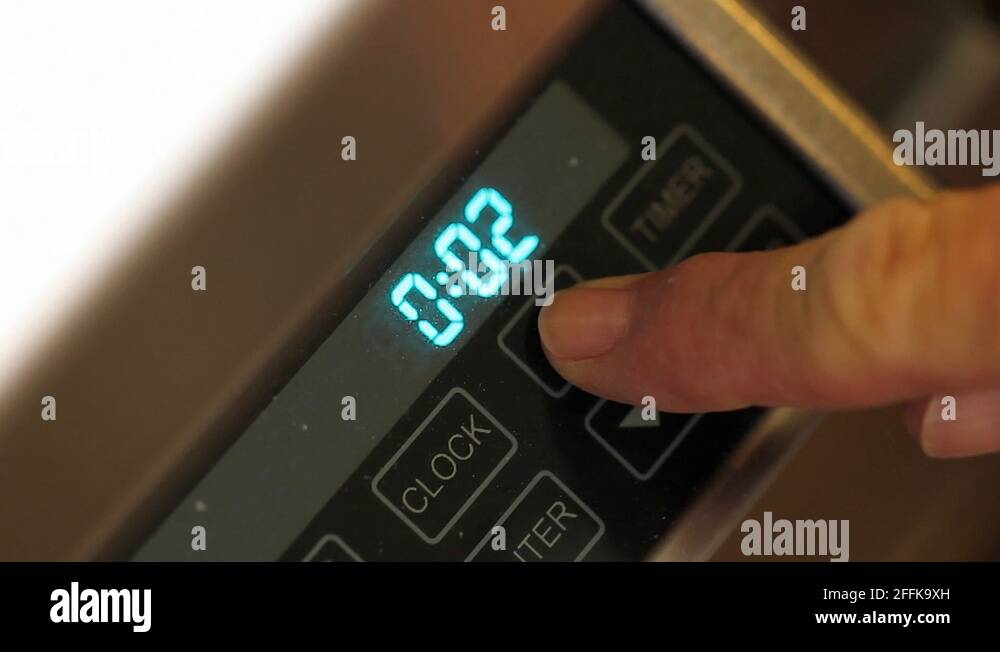 Baking timer Stock Videos & Footage - HD and 4K Video Clips - Alamy