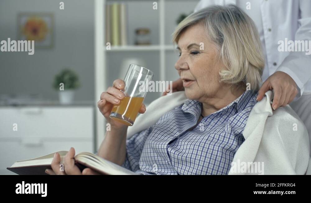 Headless lady Stock Videos & Footage - HD and 4K Video Clips - Alamy