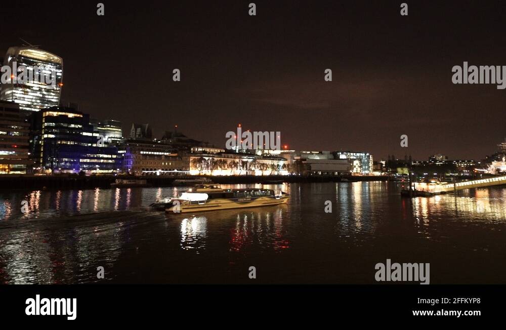 Thames Clipper River Cruise Water Bus in London Stock Video Footage - Alamy