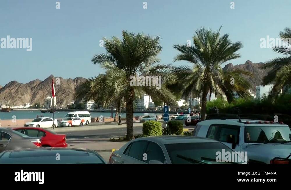 Arabia Orient Oman sultanate city of Muttrah (Matrah) 043 busy ...