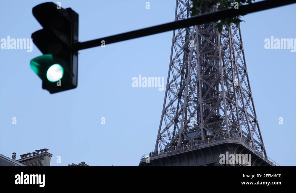 Traffic lights paris Stock Videos & Footage - HD and 4K Video Clips - Alamy