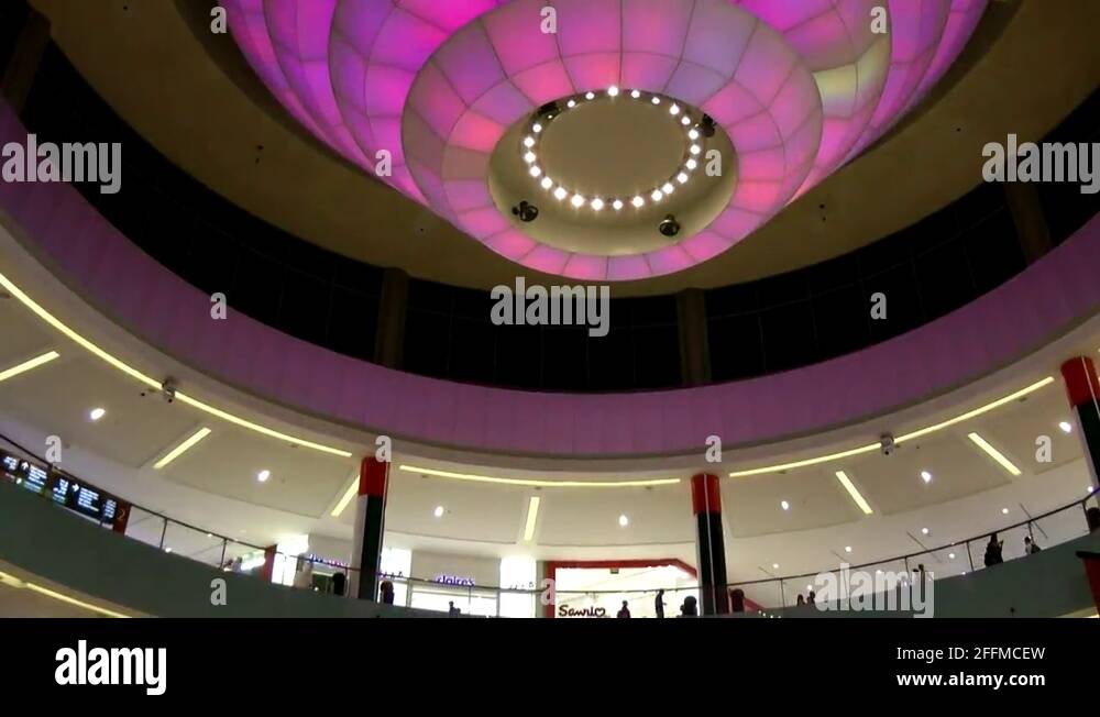 Atrium in mall emirates Stock Videos & Footage - HD and 4K Video Clips ...
