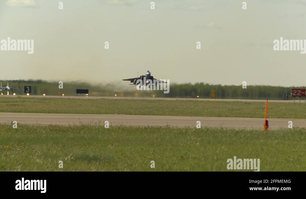 Jet afterburners Stock Videos & Footage - HD and 4K Video Clips - Alamy