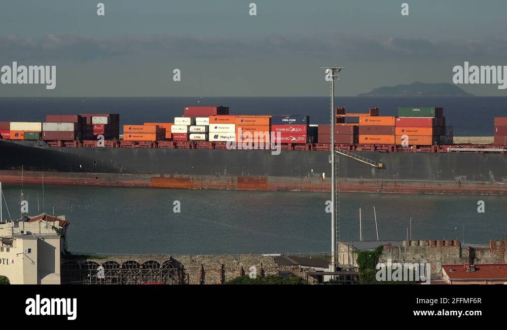 3 tonnes Stock Videos & Footage - HD and 4K Video Clips - Alamy