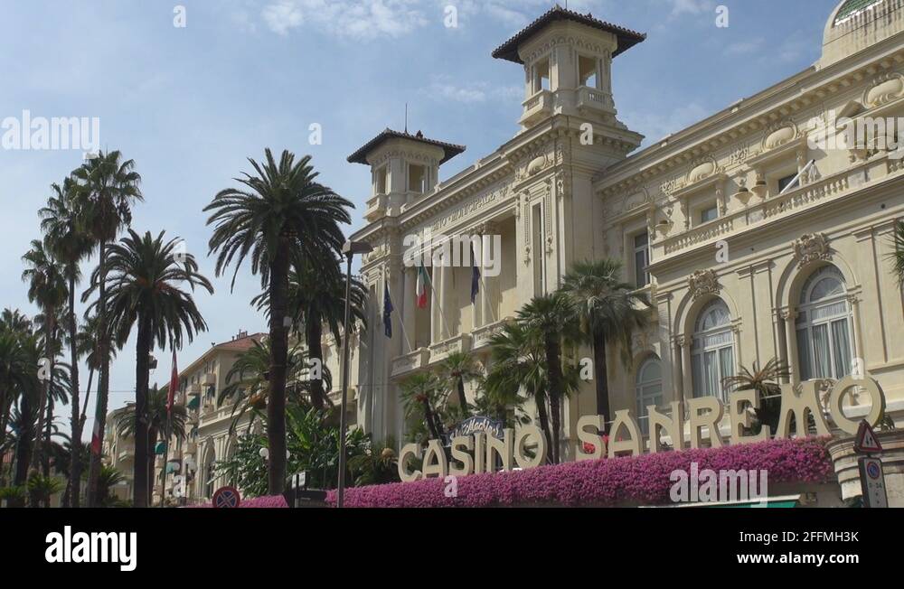 Palm tree sign Stock Videos & Footage - HD and 4K Video Clips - Alamy