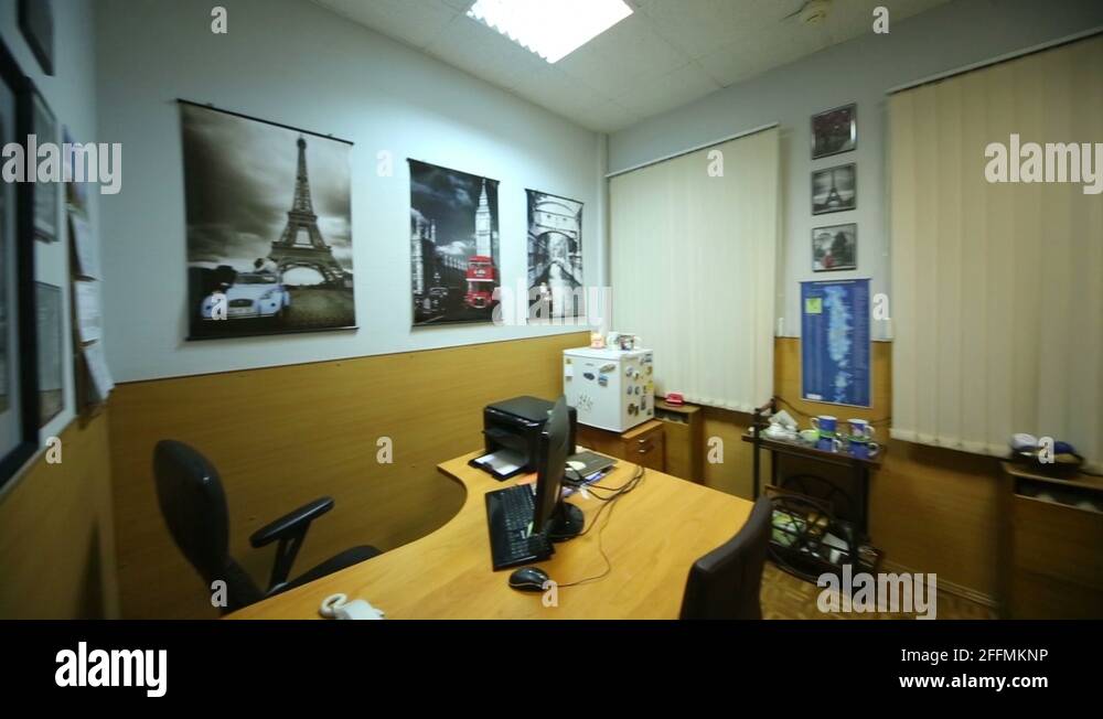 Travel agency window Stock Videos & Footage - HD and 4K Video Clips - Alamy