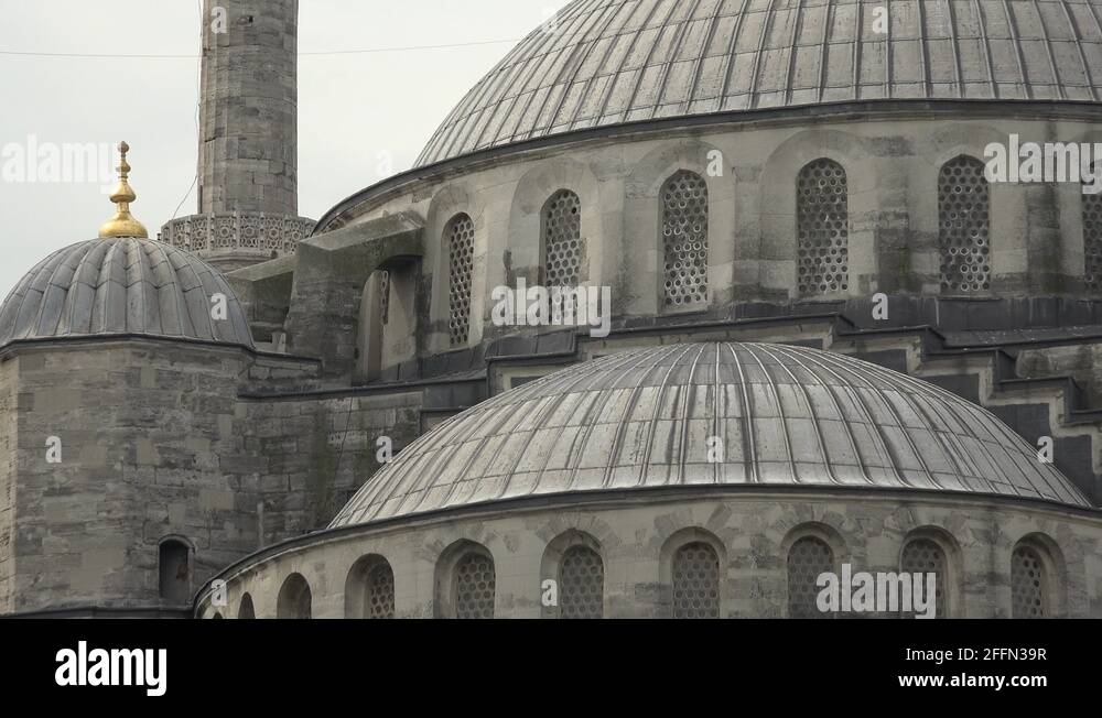 Istanbul Blue Mosque zoom out 4K 025 Stock Video Footage - Alamy
