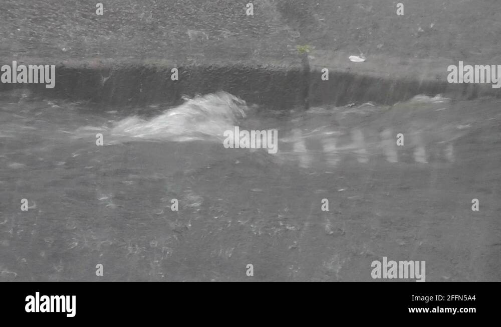 Gully manhole Stock Videos & Footage - HD and 4K Video Clips - Alamy