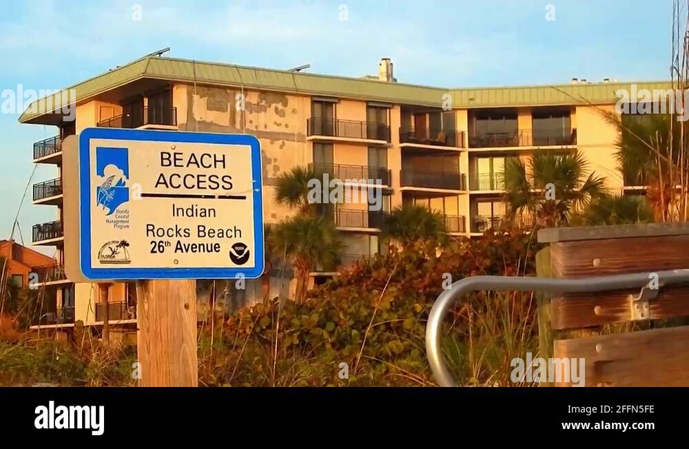 Beach resort sign Stock Videos & Footage - HD and 4K Video Clips - Alamy
