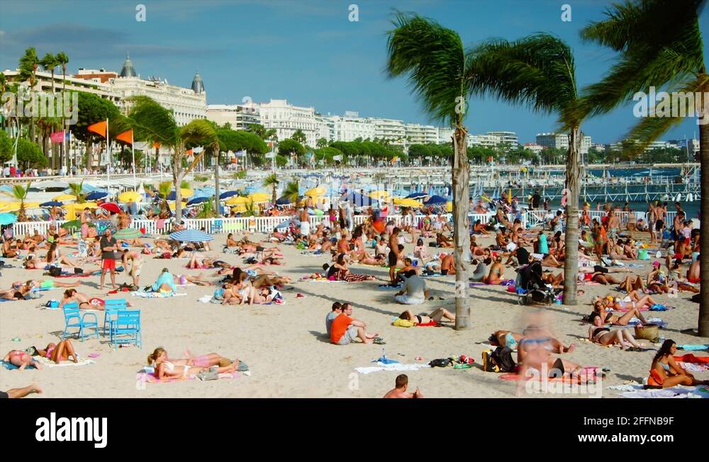 Beach goers in the water Stock Videos & Footage - HD and 4K Video Clips ...