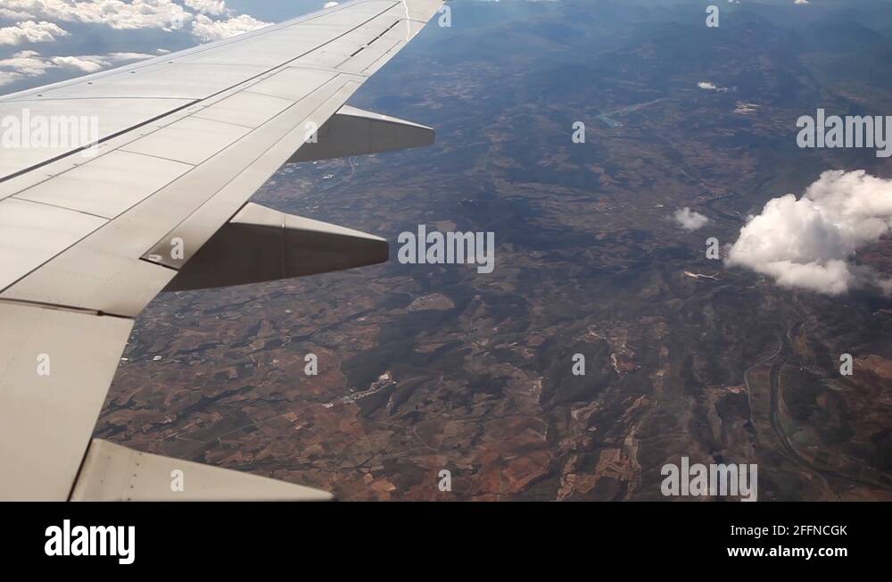 Wing turning Stock Videos & Footage - HD and 4K Video Clips - Alamy