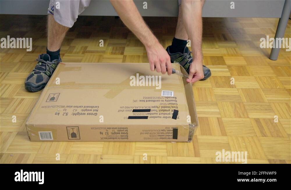 Cutting box Stock Videos & Footage - HD and 4K Video Clips - Alamy