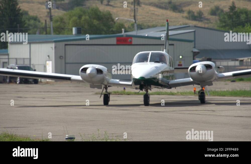 Light twin engine aircraft Stock Videos & Footage - HD and 4K Video ...