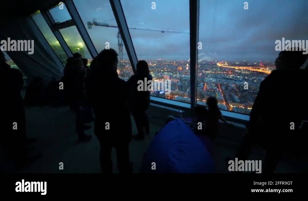 Empire tower Stock Videos & Footage - HD and 4K Video Clips - Alamy