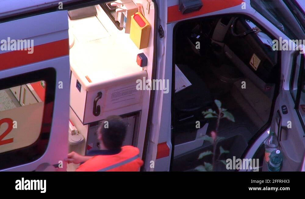 First aid personnel Stock Videos & Footage - HD and 4K Video Clips - Alamy