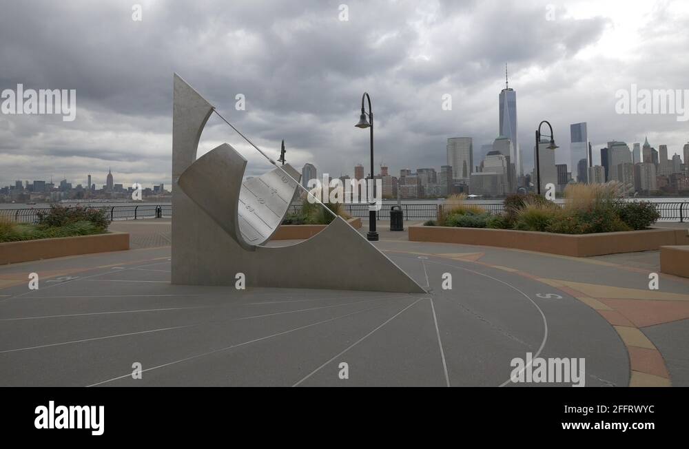 Ground sundial Stock Videos & Footage - HD and 4K Video Clips - Alamy