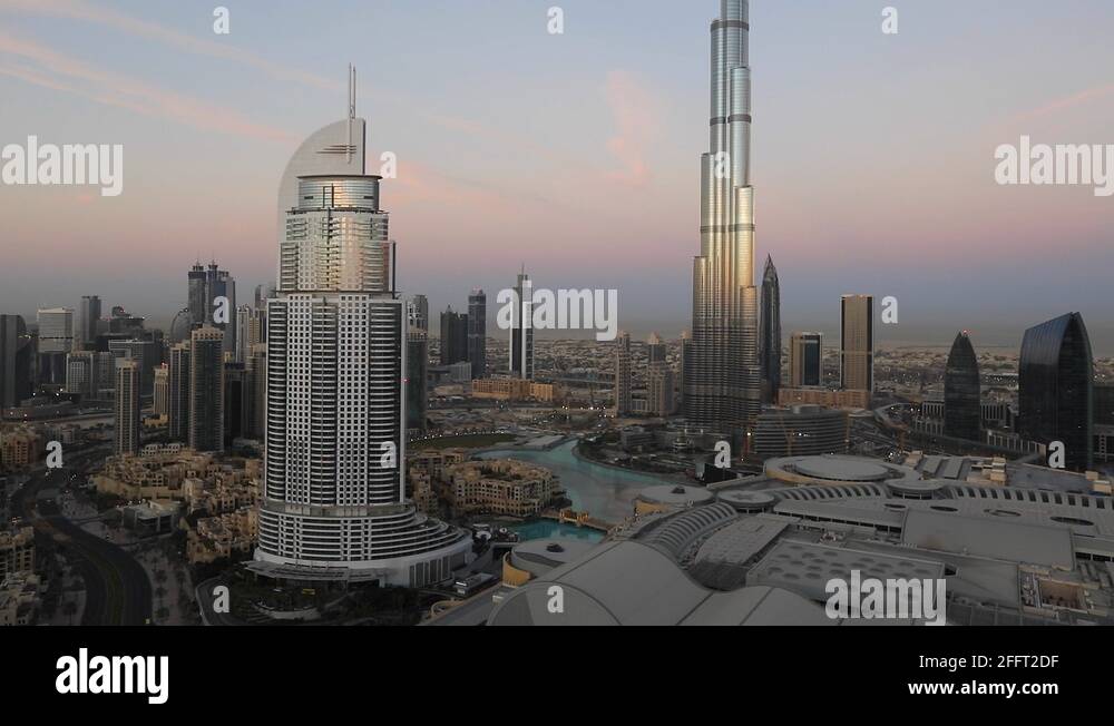 UAE, Dubai, Sheikh Zayed Rd, traffic and new high rise buildings Stock ...
