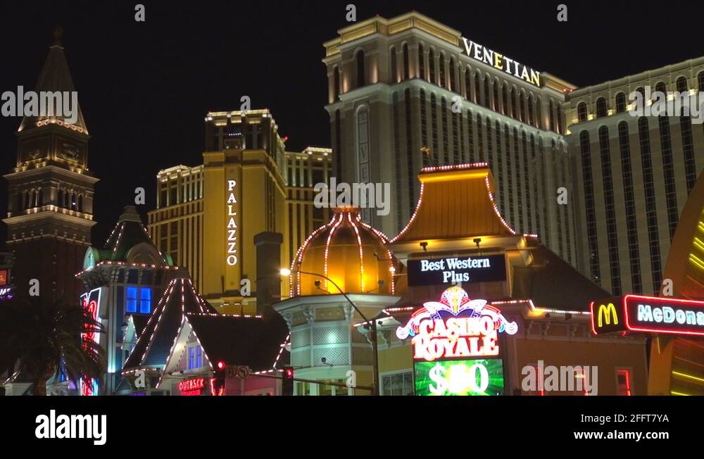 Venice tower Stock Videos & Footage - HD and 4K Video Clips - Alamy