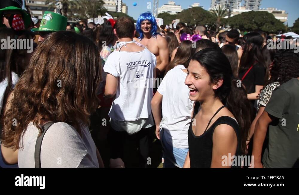 Party revellers Stock Videos & Footage - HD and 4K Video Clips - Alamy