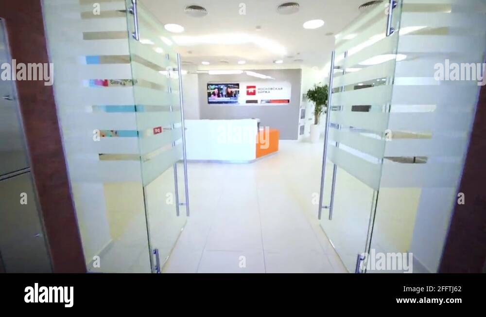 Open glass doors Stock Videos & Footage - HD and 4K Video Clips - Alamy