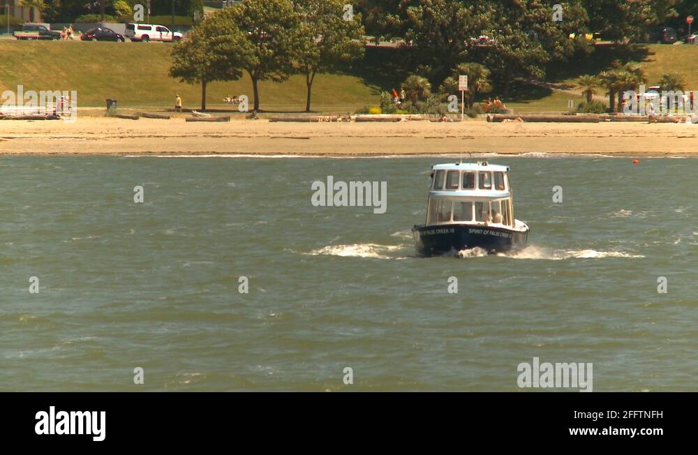 Aqua bus Stock Videos & Footage - HD and 4K Video Clips - Alamy