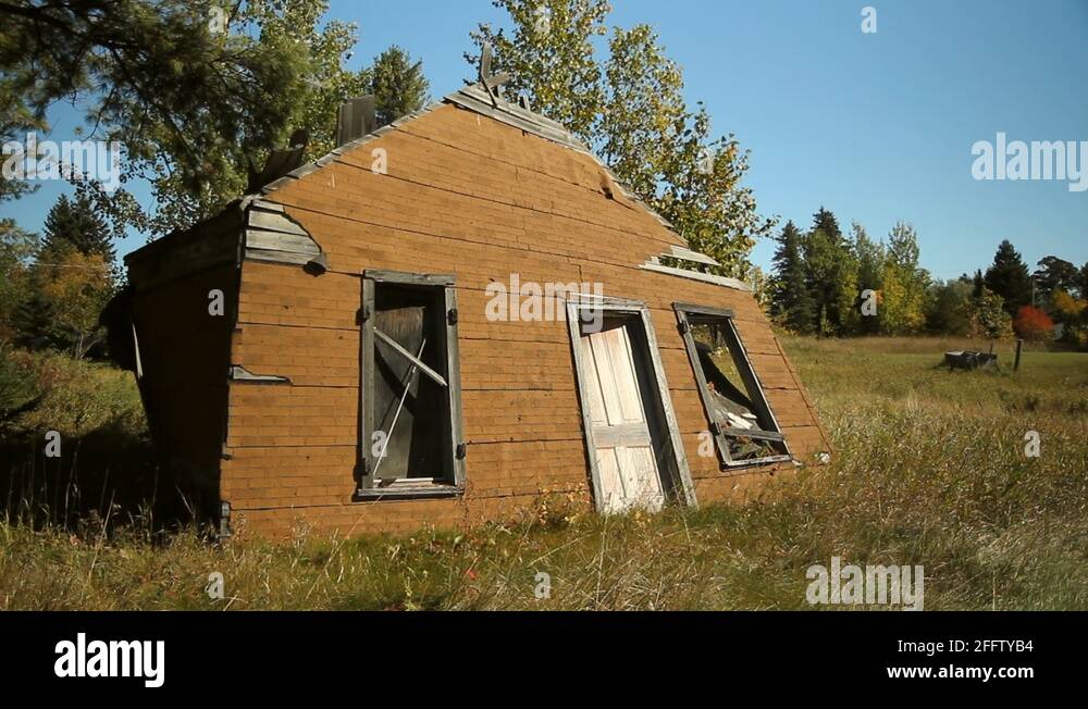 Old wrecked house Stock Videos & Footage - HD and 4K Video Clips - Alamy